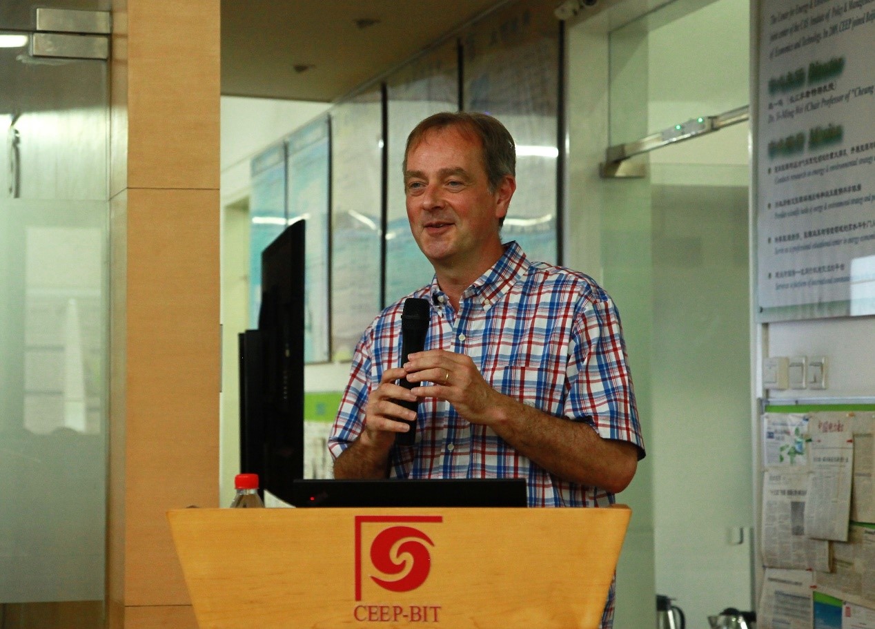 马里兰大学帕克分校 Giovanni Baiocchi 副教授应邀来访-中心新闻-能源与环境政策研究中心